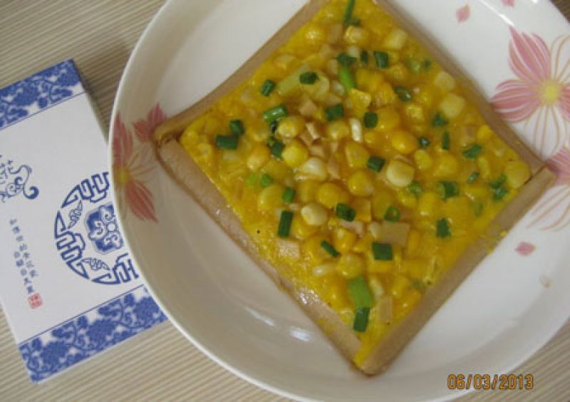 火腿腸蔥香玉米雞蛋餅食譜做法 魚蔓之秋的Cook1Cook食譜分享